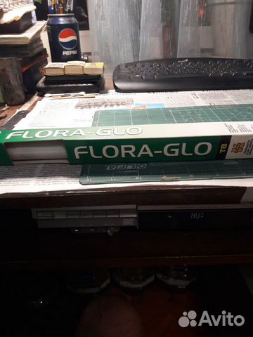Лампа для аквариума flora-GLO