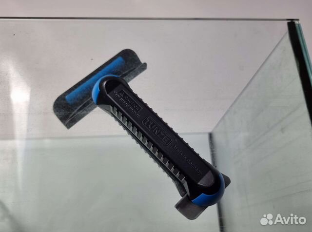 Скребок магнитный Tunze Care Magnet long